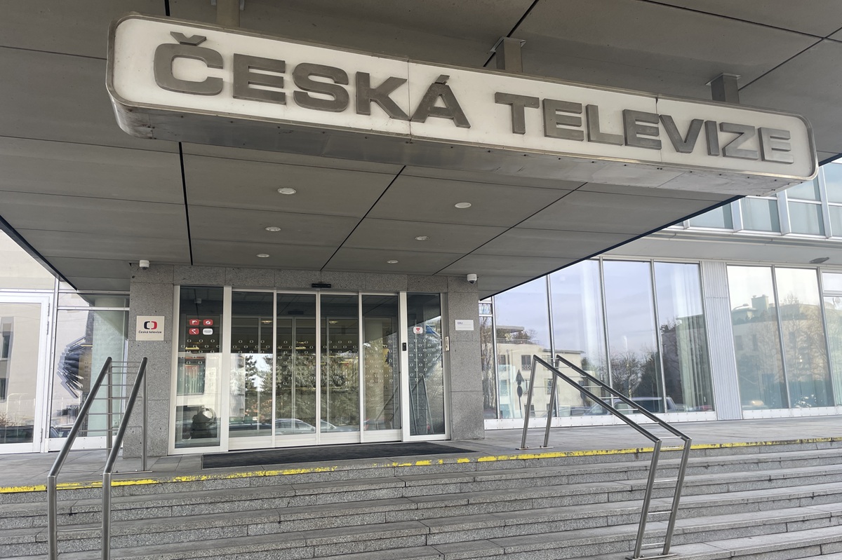 Kvíz: Vzpomínáme na retro seriály z 90. let