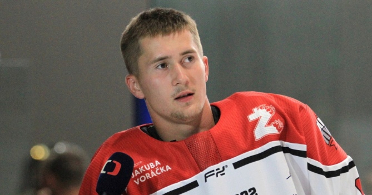 Martin Nečas si díky působení v NHL vydělává astronomické částky - In ...