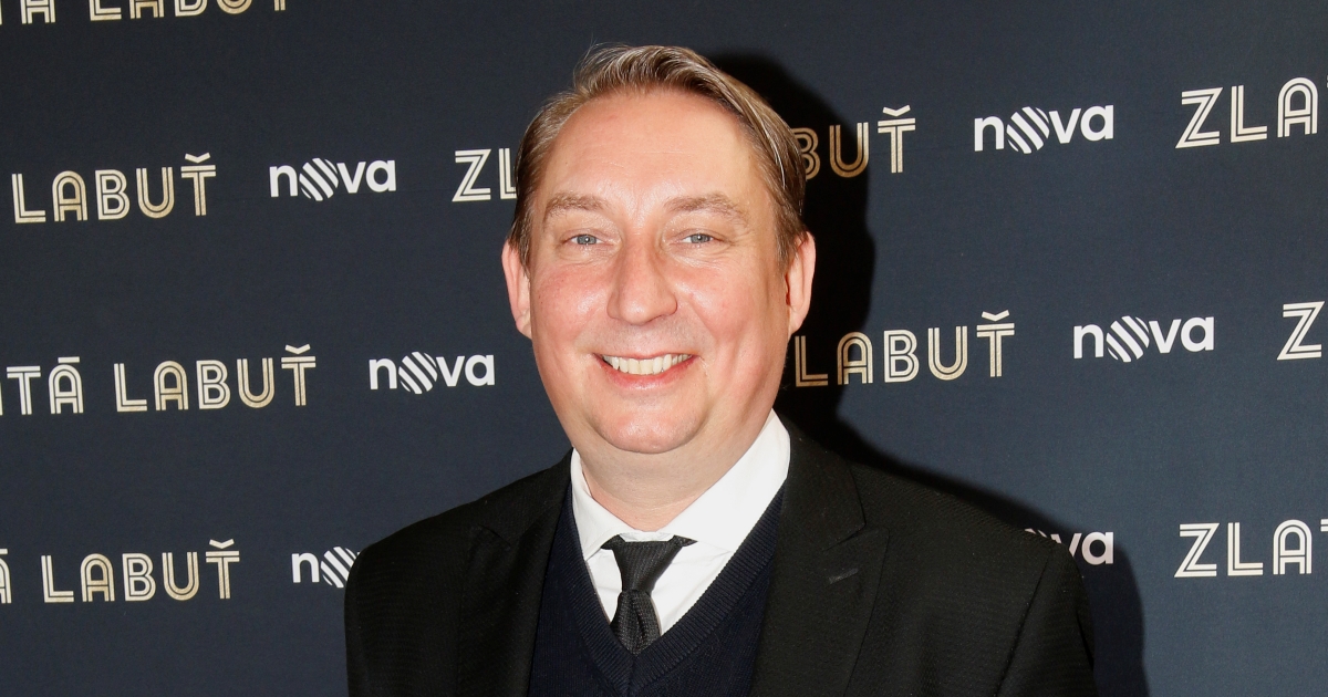 S kým žije Robert Mikluš: Doma má o 19 let mladší herečku - In-lifestyle.cz